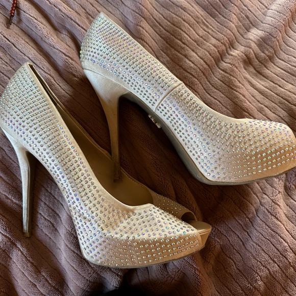 Jennifer Lopez | Shoes | Jennifer Lopez Heels | Poshmark